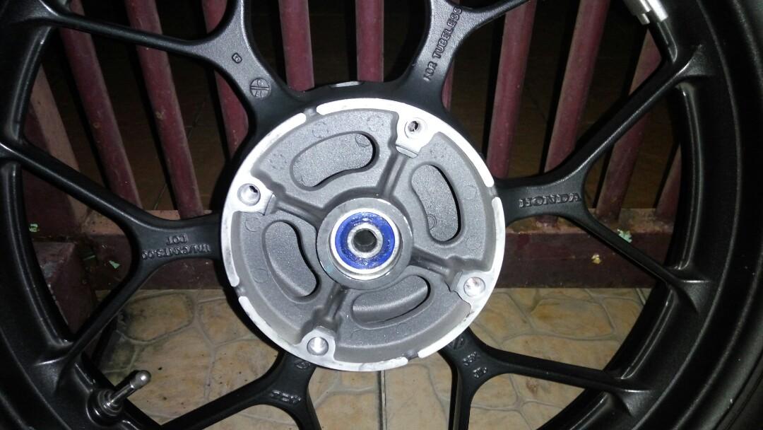 HONDA RS150 ORIGINAL SPORT RIM, Auto Accessories on Carousell