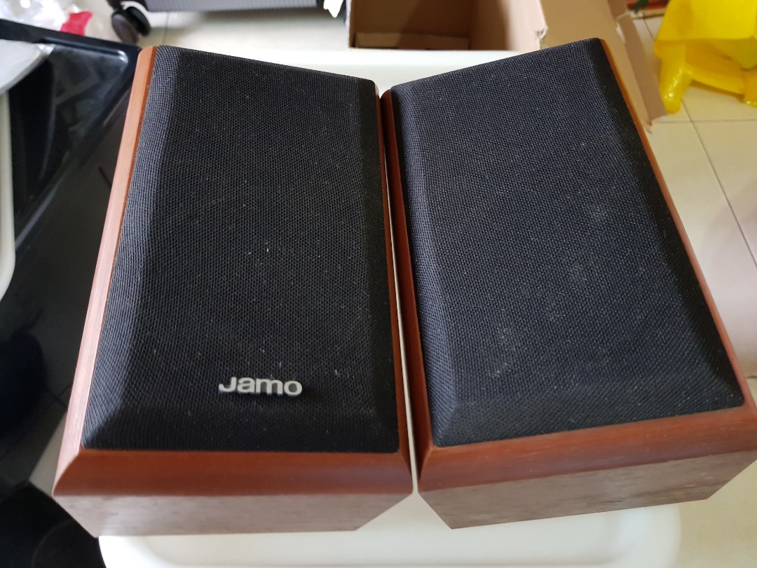 Jamo Speaker S402, Audio, Soundbars, Speakers & Amplifiers on Carousell