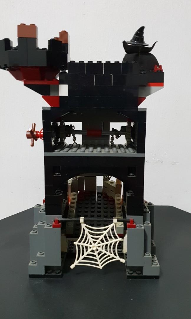 LEGO Skeleton Tower 7093, Castle, Hobbies & Toys, Toys & Games on Carousell
