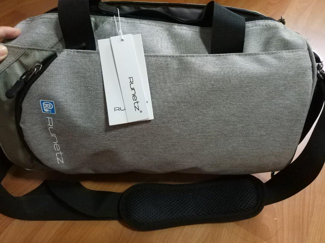 Runetz Gym bag, Sports Equipment, Exercise & Fitness, Cardio & Fitness ...