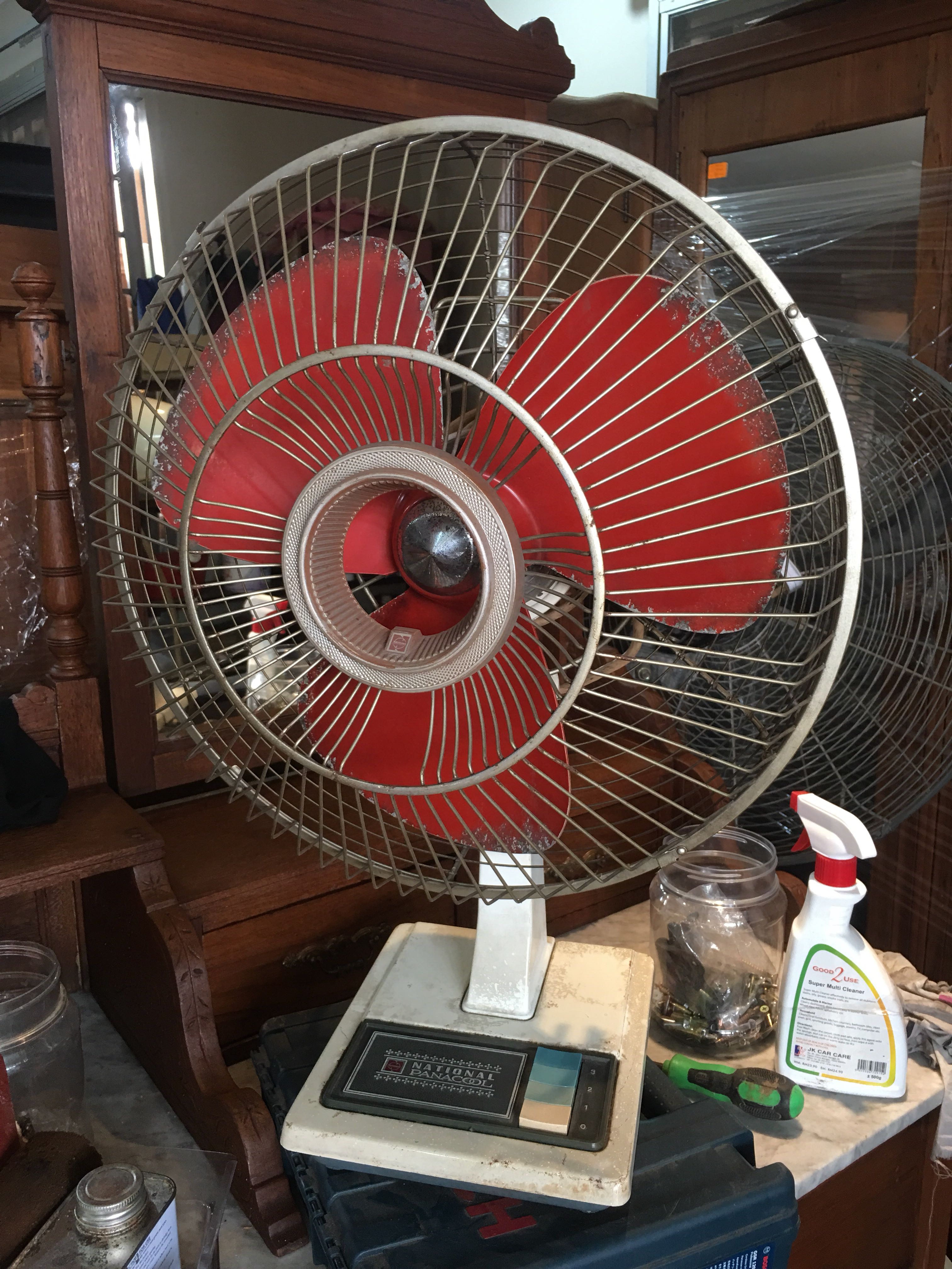 Vintage Table Fan, Furniture & Home Living, Home Decor, Vases ...