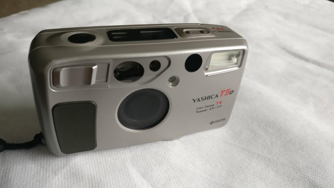 Yashica T5D, Photography, Cameras on Carousell
