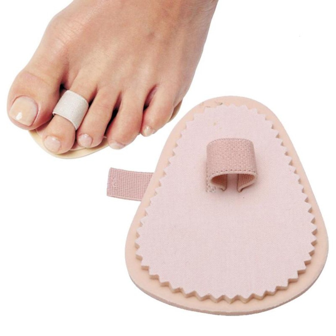 Brand New Apex Hammer toe splint, Men's Fashion, Footwear, Shoe inserts ...
