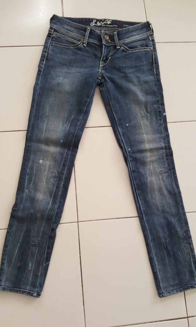 Levis, Women's Fashion, Bottoms, Jeans & Leggings on Carousell