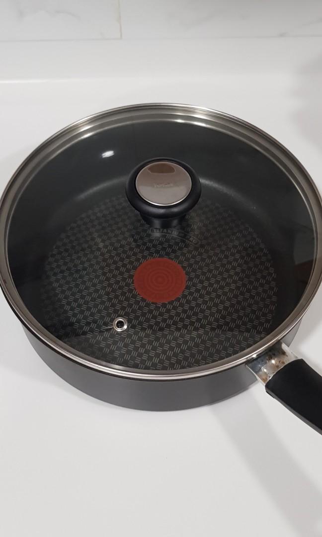 Tefal Non-stick Frying Pan with Cover Titanium Pro Made In France, Furniture & Home Living ...