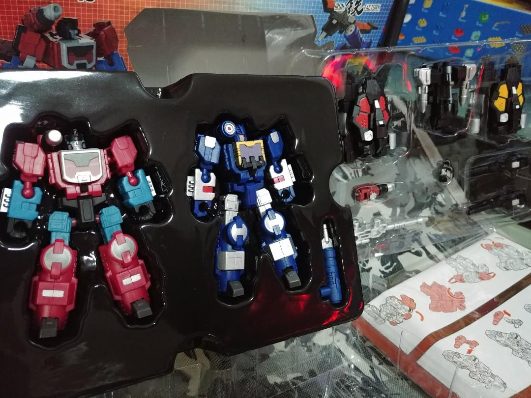 Transformers soundwave & perceptor aka ironfactory, Hobbies & Toys ...