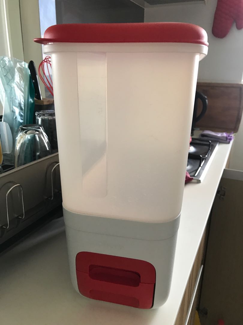 Tupperware Rice Dispenser, Furniture & Home Living, Kitchenware ...