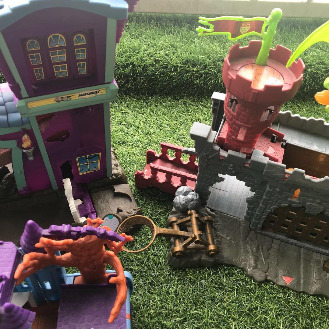 Vintage Matchbox Playset Bundle Haunted House and Dragon Castle ...
