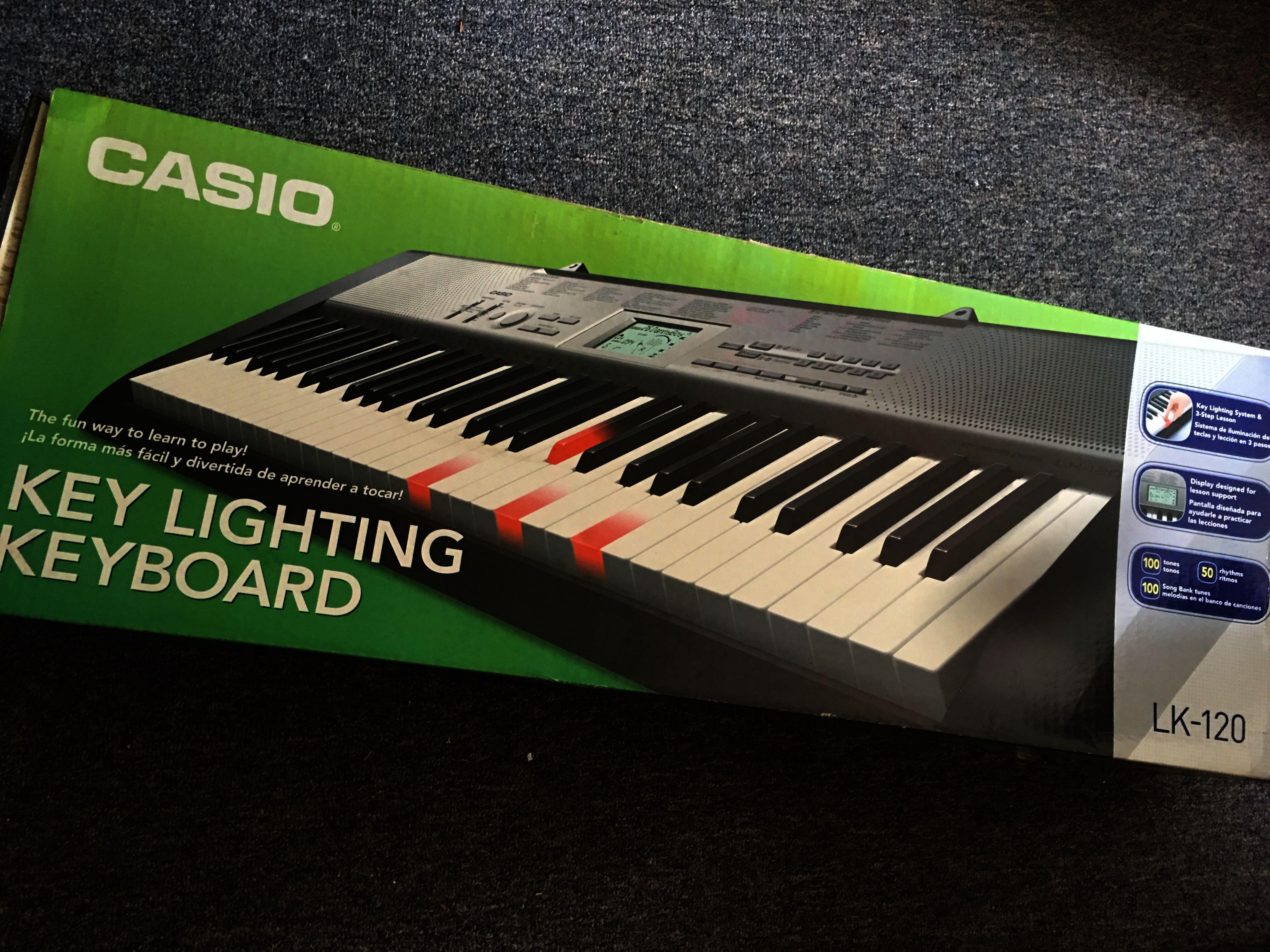 Casio musical keyboard, Hobbies & Toys, Music & Media, Musical ...