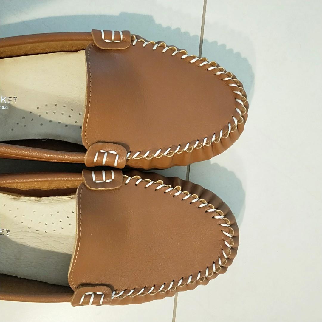 Fufa shoes from Taiwan, Women's Fashion, Footwear, Flipflops and Slides ...