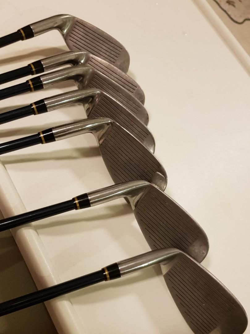 DUNLOP IRON SET/POWERBILT IRON, Sports Equipment, Sports & Games, Golf ...
