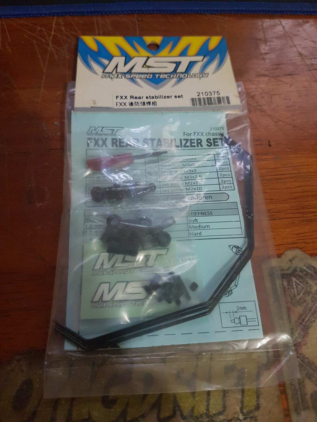 MST FXX Rear Stabilizer Set, Hobbies & Toys, Toys & Games on Carousell