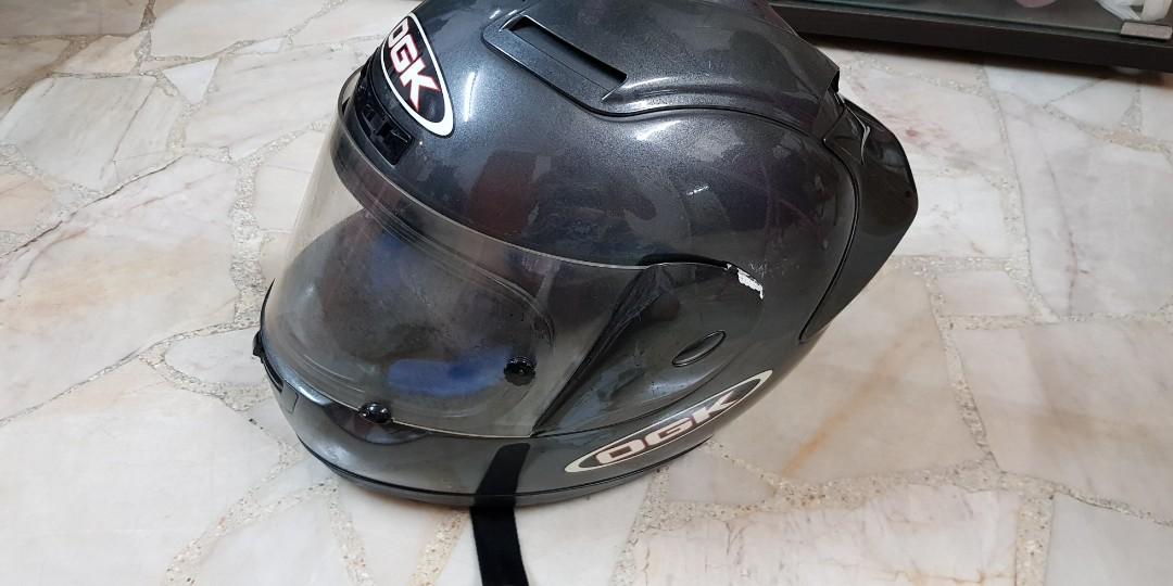 OGK Aeroblade 2 Full Faced Helmet in Gunmetal, Motorcycles, Motorcycle ...