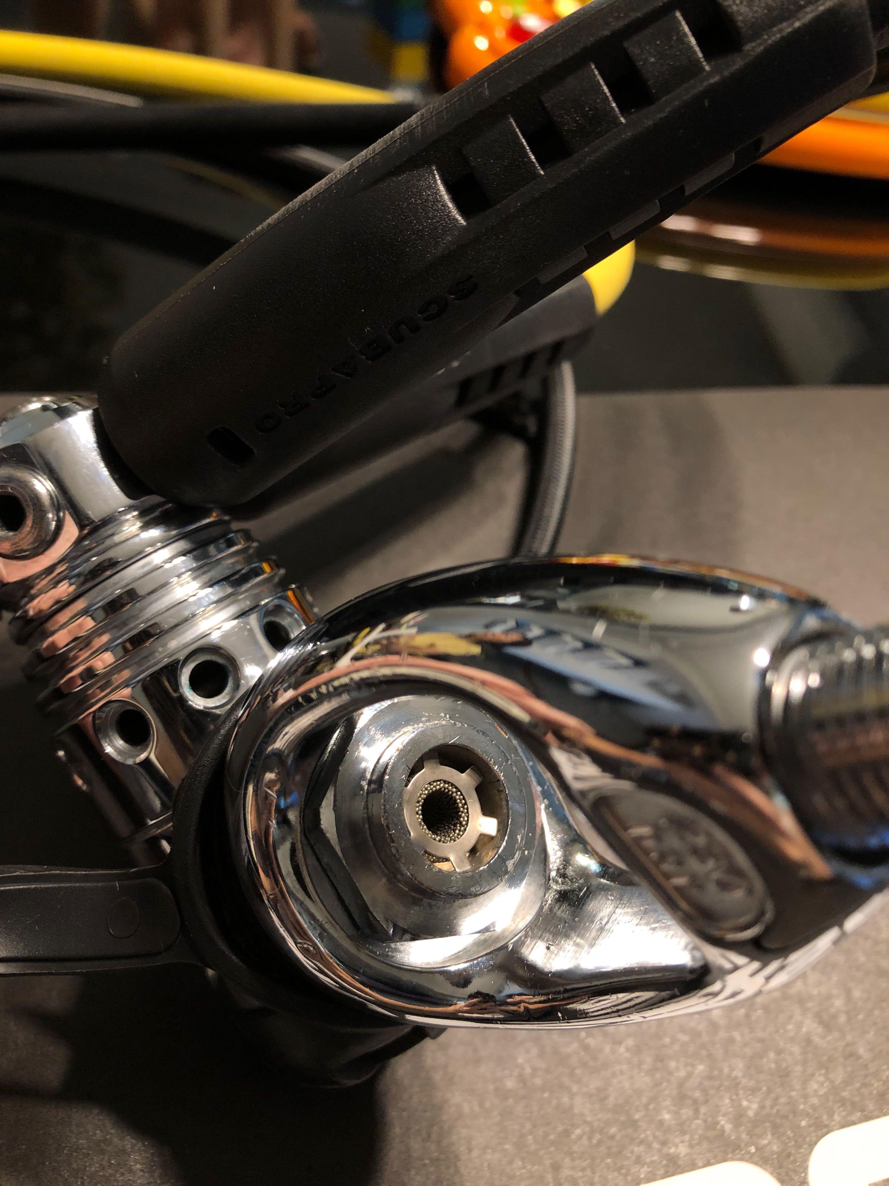 Scubapro first stage MK25 / second stage s600 / octopus R295 / pressure ...