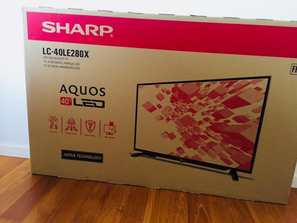 SHARP LED 40, TV & Home Appliances, TV & Entertainment, TV on Carousell