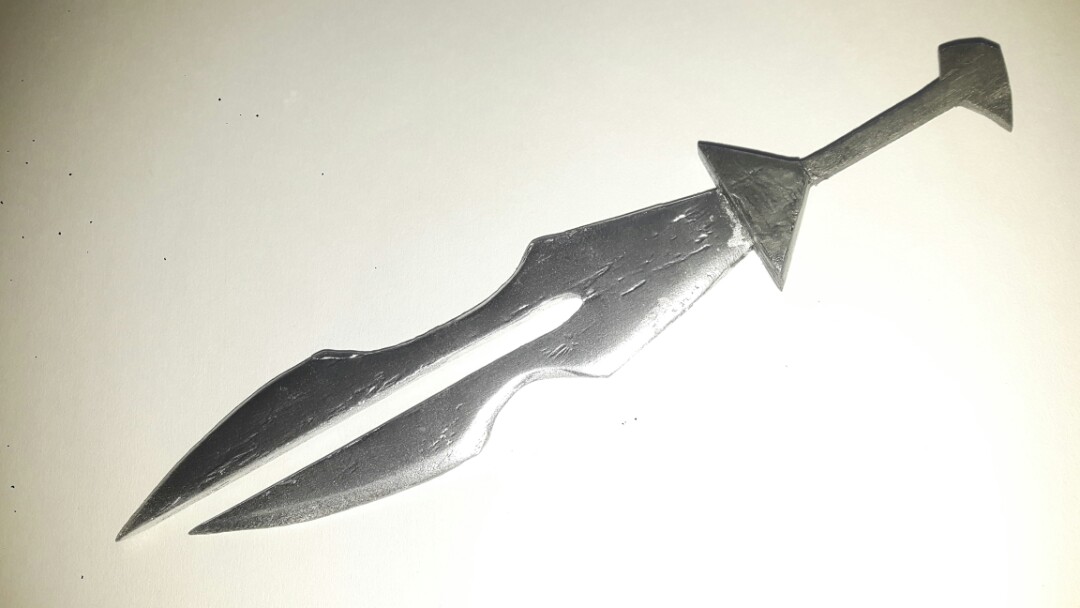 1/100 Scale Model Sword Diecast Weapon, Hobbies & Toys, Toys & Games on ...