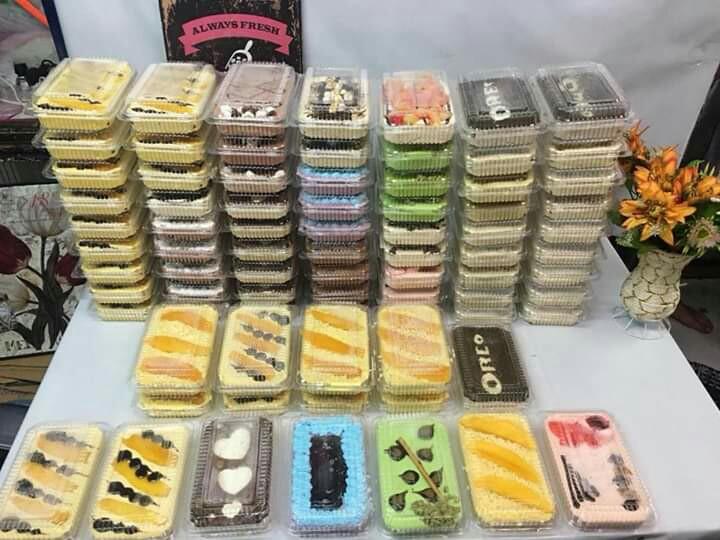 20 FLAVORS GRAHAM CAKES, Food & Drinks, Homemade Bakes on Carousell
