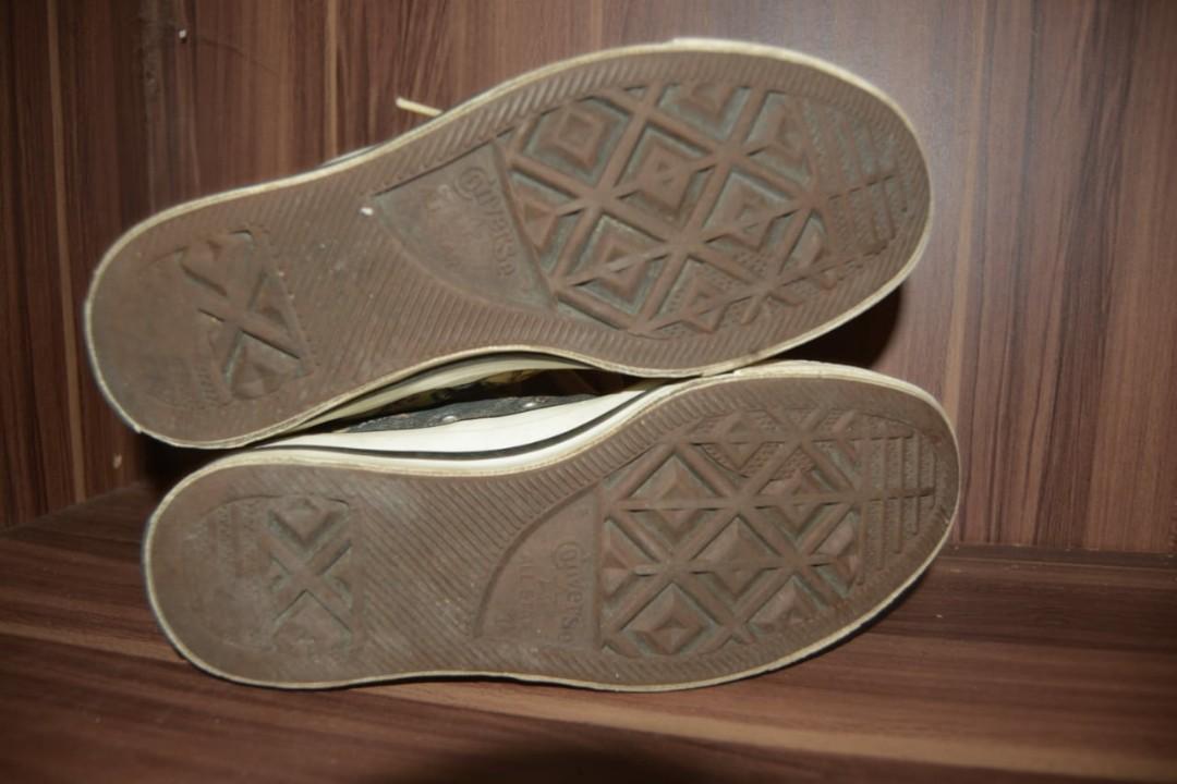 Converse AC/DC, Fesyen Pria, Sepatu , Sneakers di Carousell