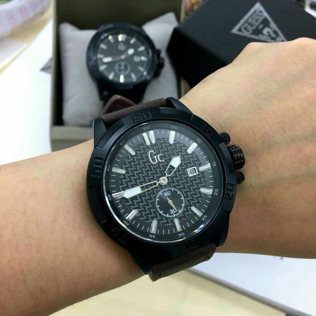 GUESS COLLECTION ALL FUNCTION WITH SMALL GUESS BOX MEN WATCH GRADE AA ...