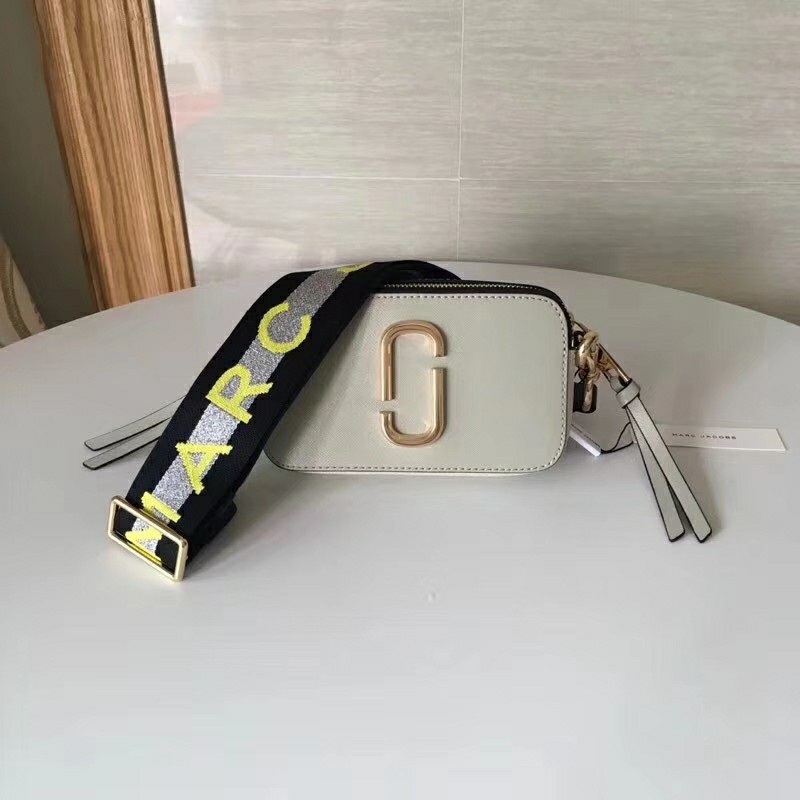 MARC JACOBS MJ Snapshot logo 拼色相機包(字母灰), 名牌精品, 精品包與皮夾在旋轉拍賣