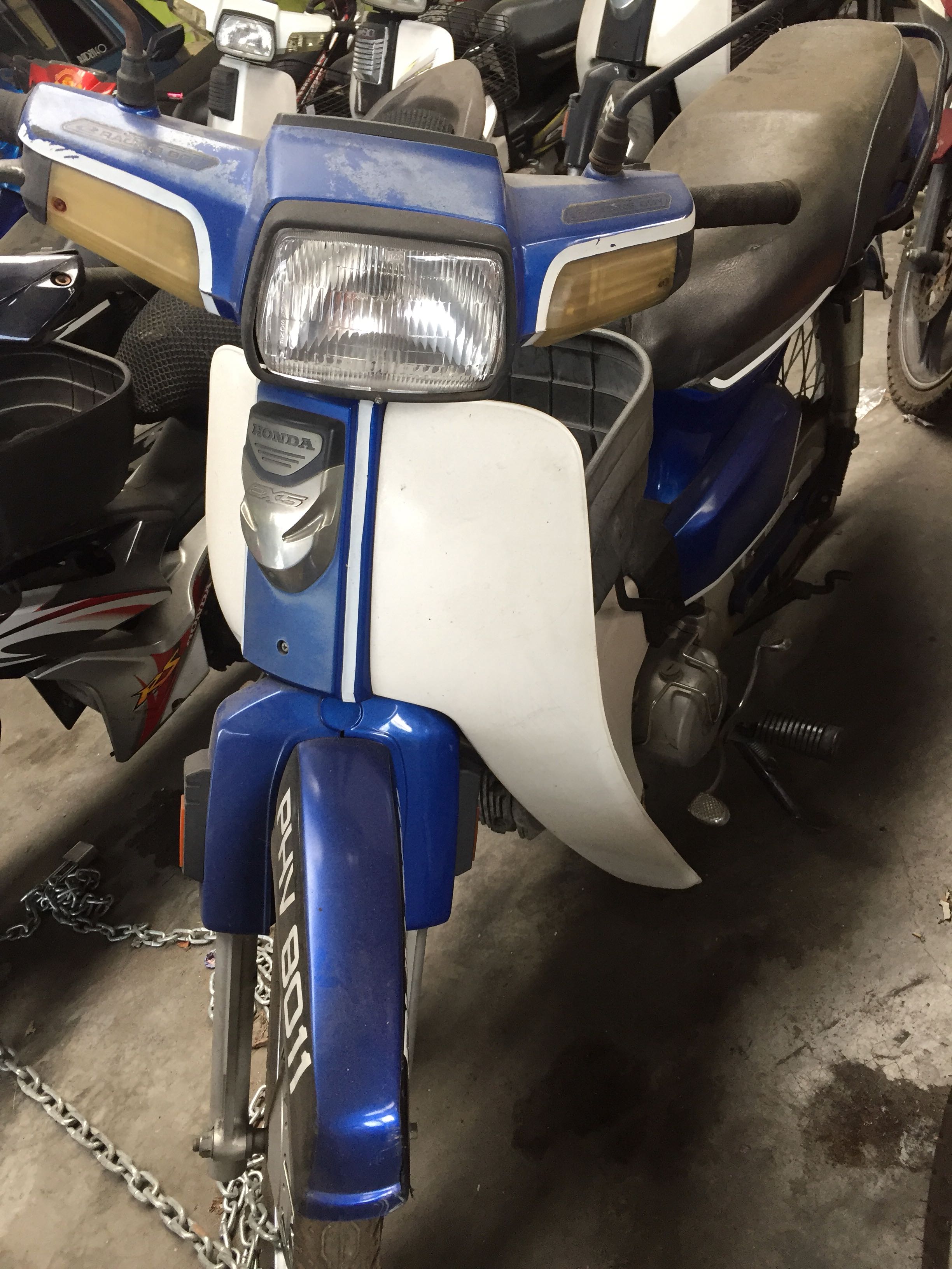 Honda C100, Motorbikes on Carousell