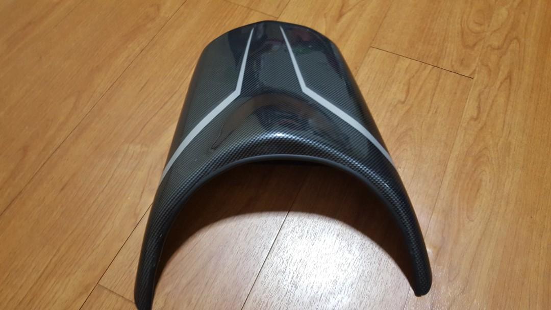 R15 V1 Seater Cover, Motorcycles, Motorcycle Accessories on Carousell