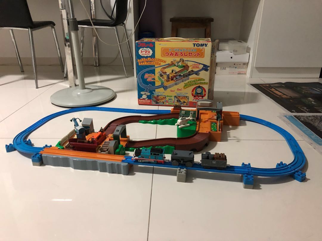 TOMY Thomas Train Set, Hobbies & Toys, Toys & Games on Carousell
