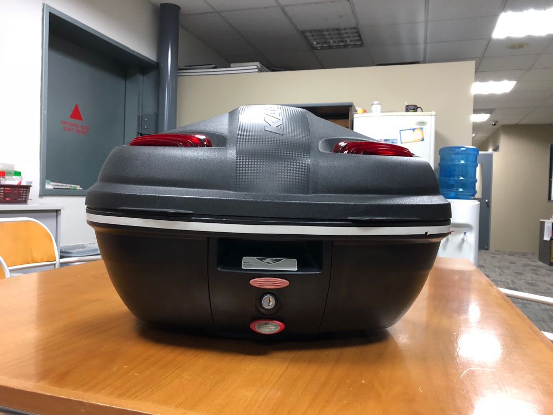 Kappa Manta 47L top box with baseplate, Motorcycles, Motorcycle ...