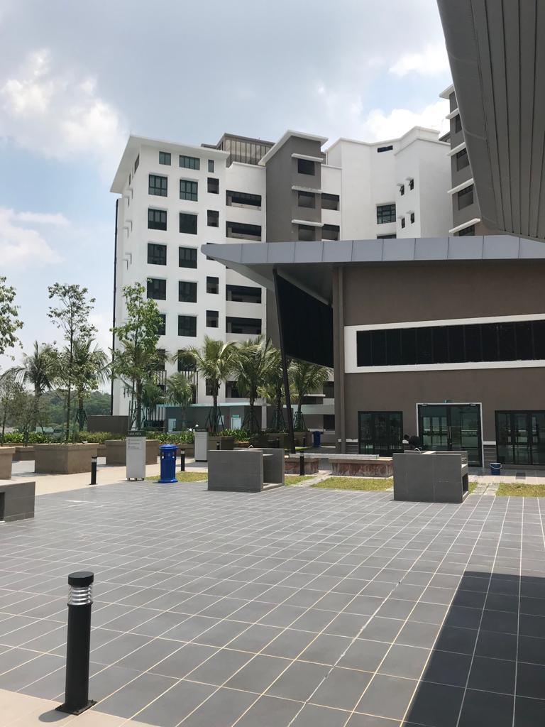 Lake vista condo, btho, Property, For Sale on Carousell