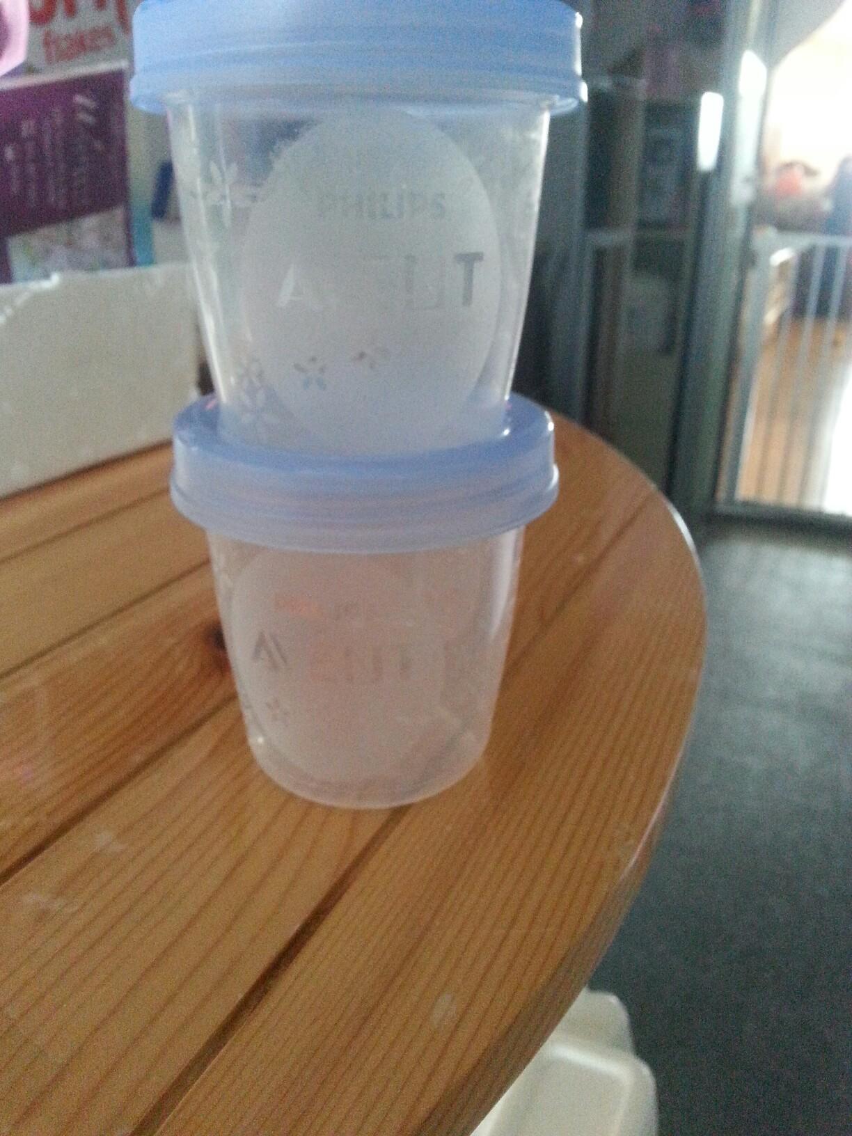Milk storage containers with the scale and identifying, Babies & Kids ...