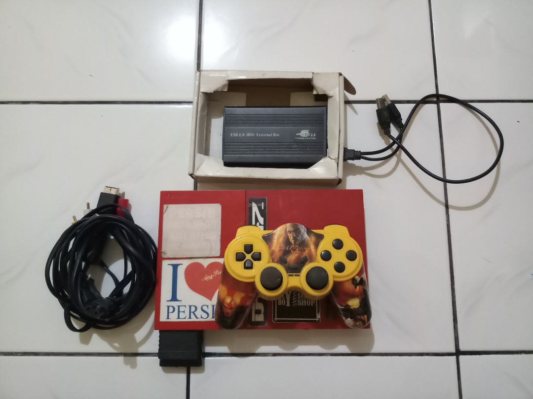 Playstation 2 (PS2) Slim Warna Merah Bekas, Video Game, Game di Carousell