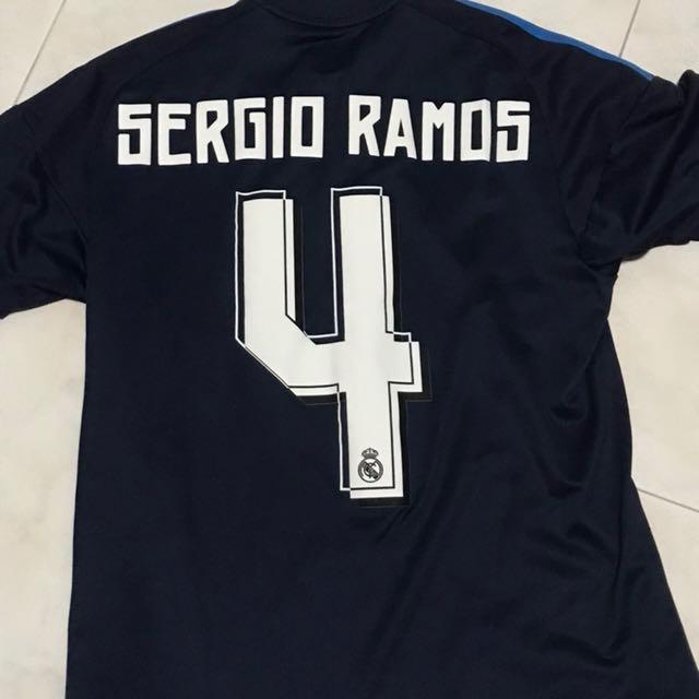 Real Madrid 15/16 3rd kit with Sergio Ramos nameset, Sports Equipment ...