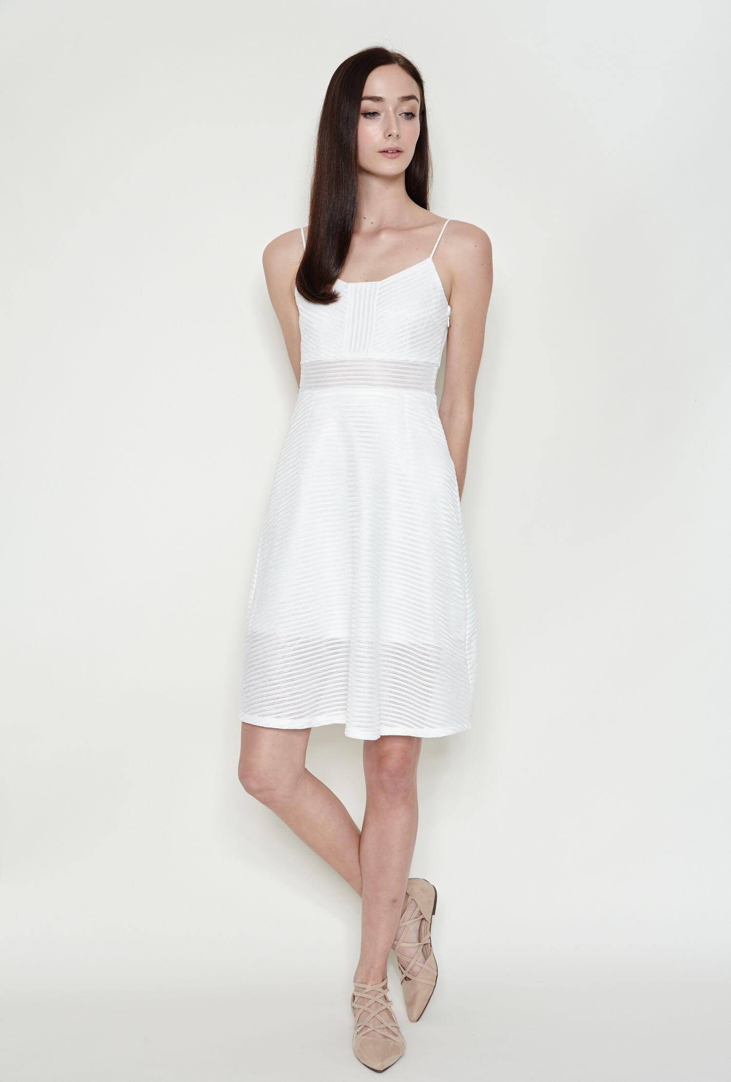Vaingloriousyou VGY White Structured Dress, Women's Fashion, Dresses ...