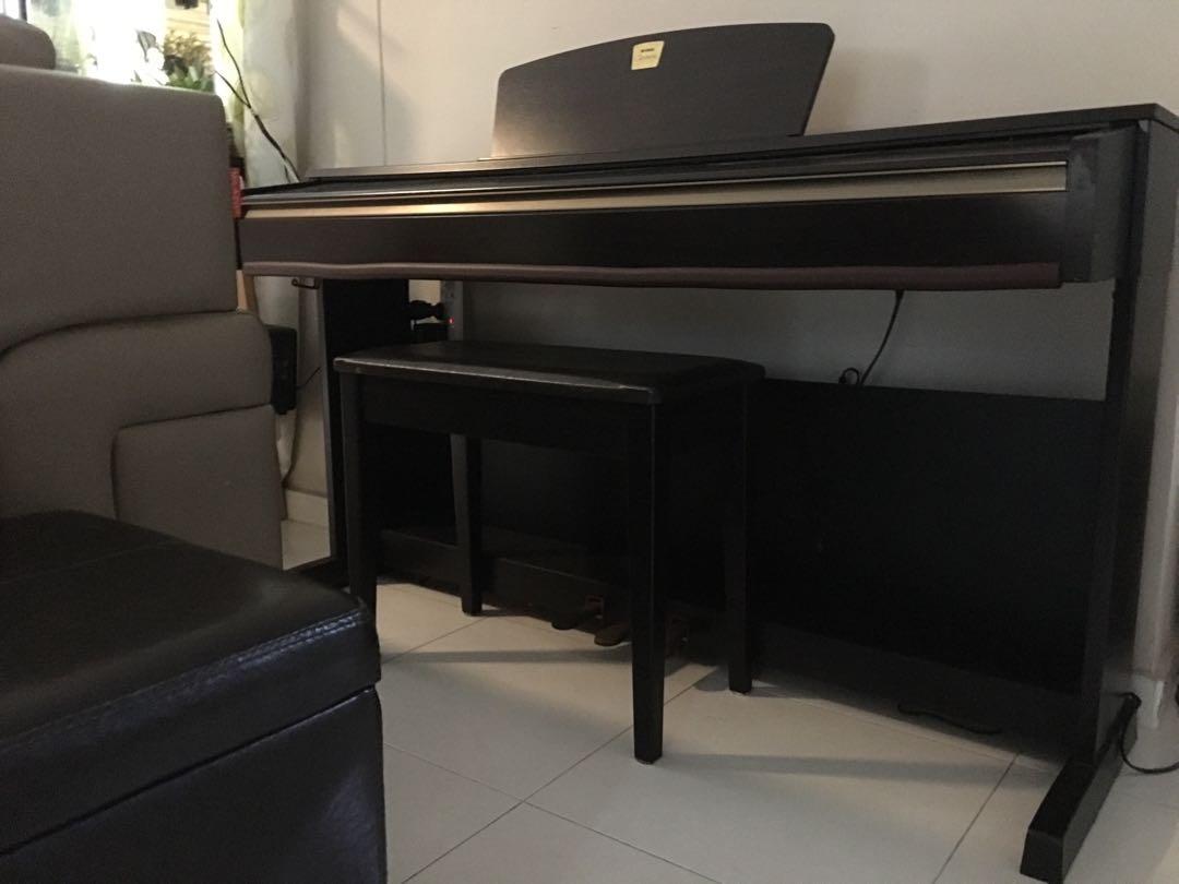 Yamaha Clavinova clp320 (rarely used), Hobbies & Toys, Music & Media ...