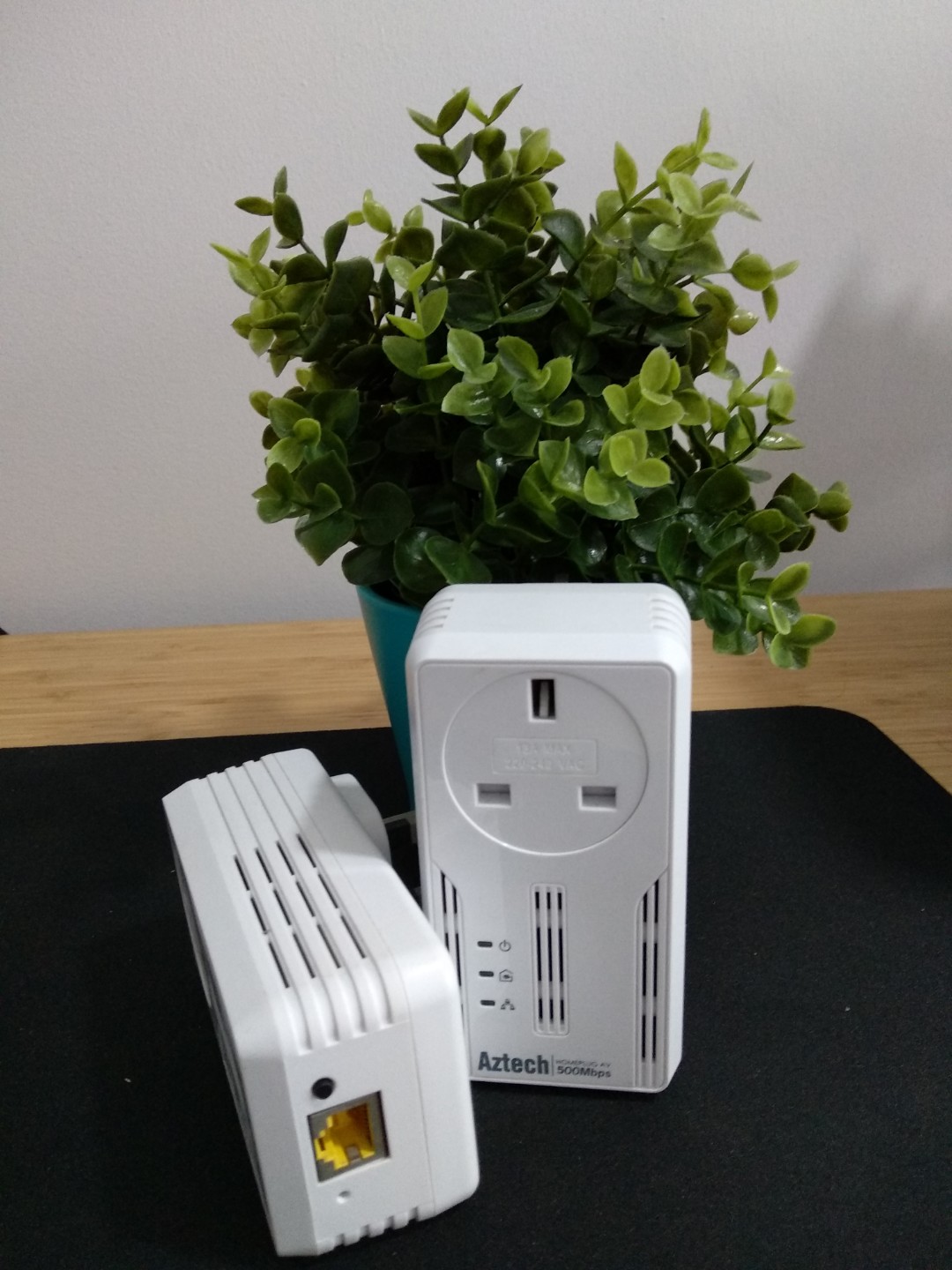 Aztech HomePlug 500 Mbps (Pair), Computers & Tech, Parts & Accessories ...