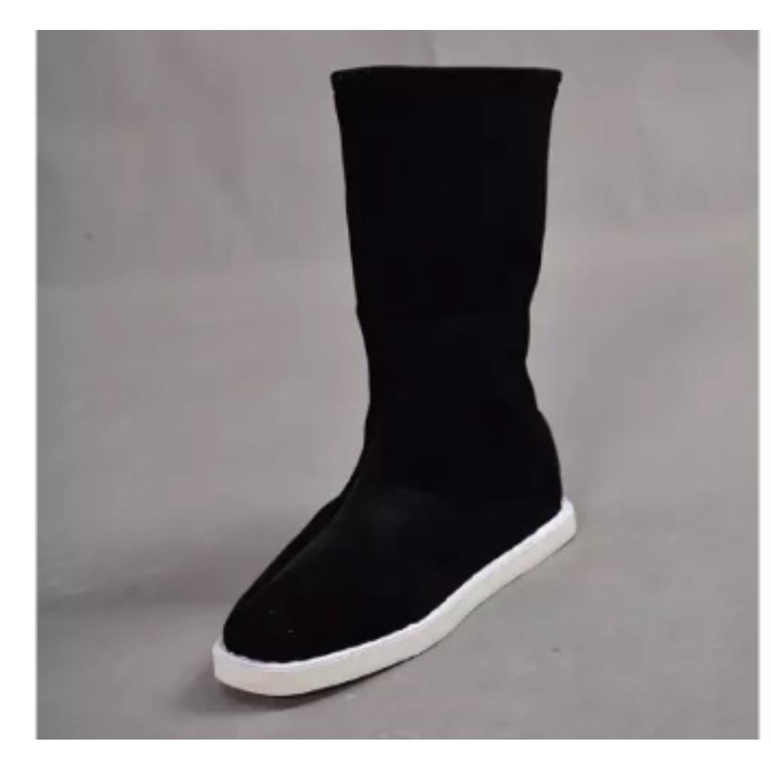 Chinese dynasty cloth boots Qing, Men's Fashion, Footwear, Boots on ...