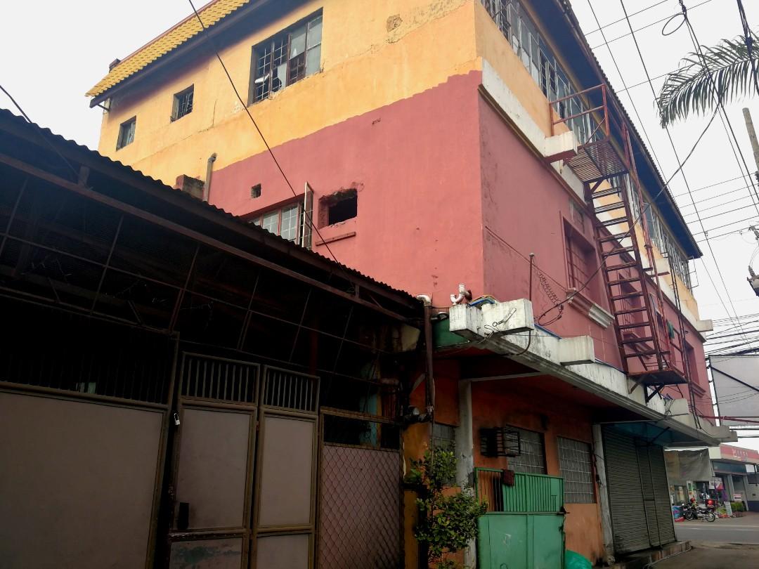 Commercial lot for sale with 3 storey building, Property, For Sale on ...