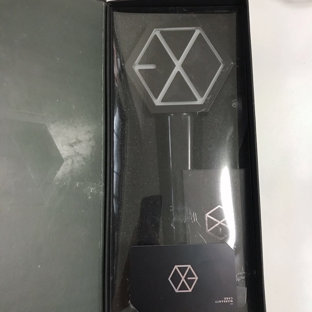 EXO Official Lightstick, Hobbies & Toys, Memorabilia & Collectibles, K ...