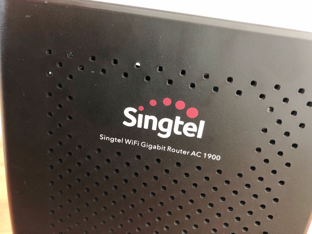 Singtel WI-FI Gigabit Router AC1900, Computers & Tech, Parts ...