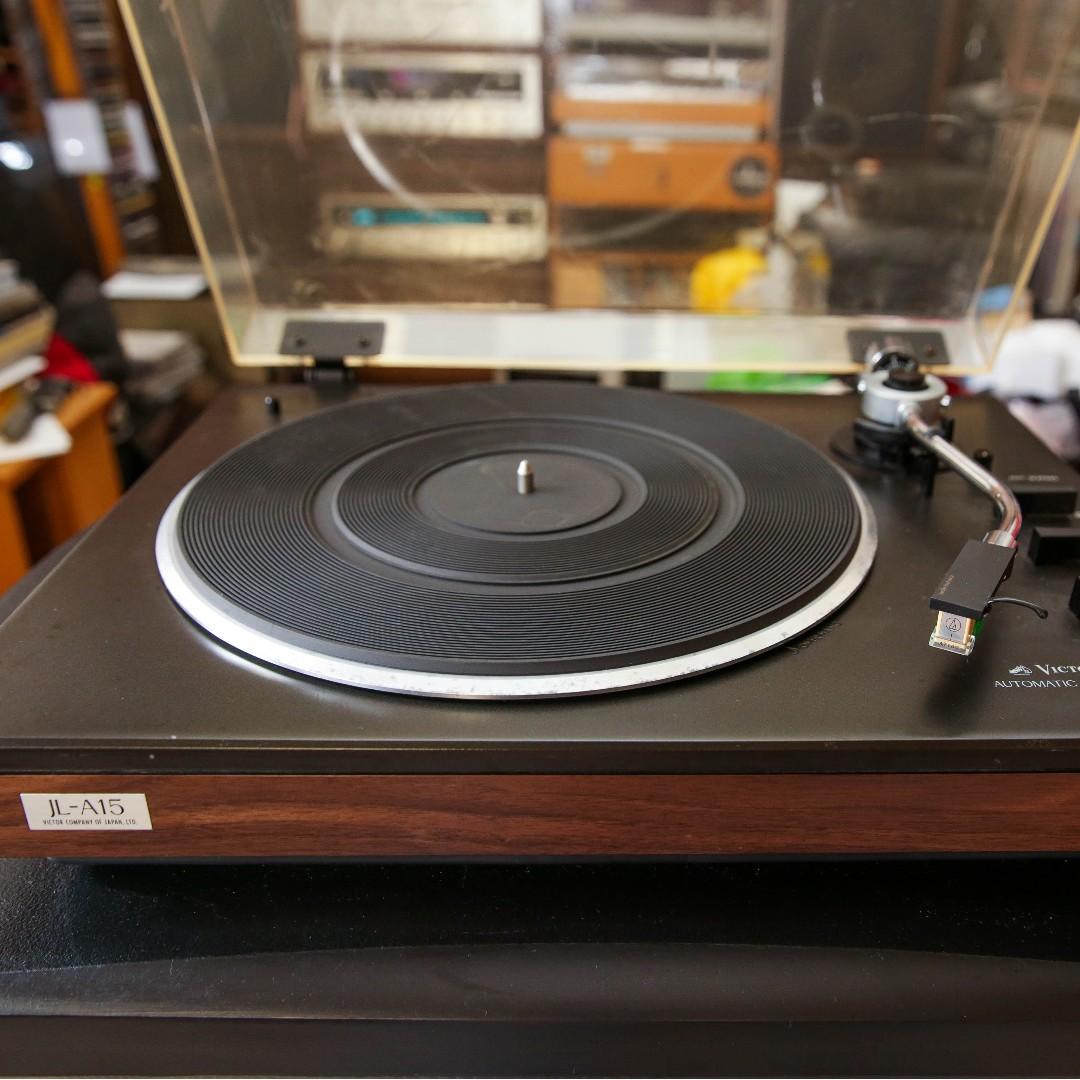VICTOR TURNTABLE, Audio, Other Audio Equipment on Carousell