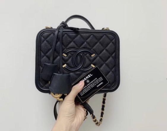 Chanel vanity case medium size, Luxury, Bags & Wallets on Carousell