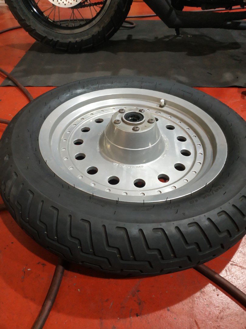 Harley Davidson Fatboy Softail RoadKing Complete Set Rims and tyre Aug ...