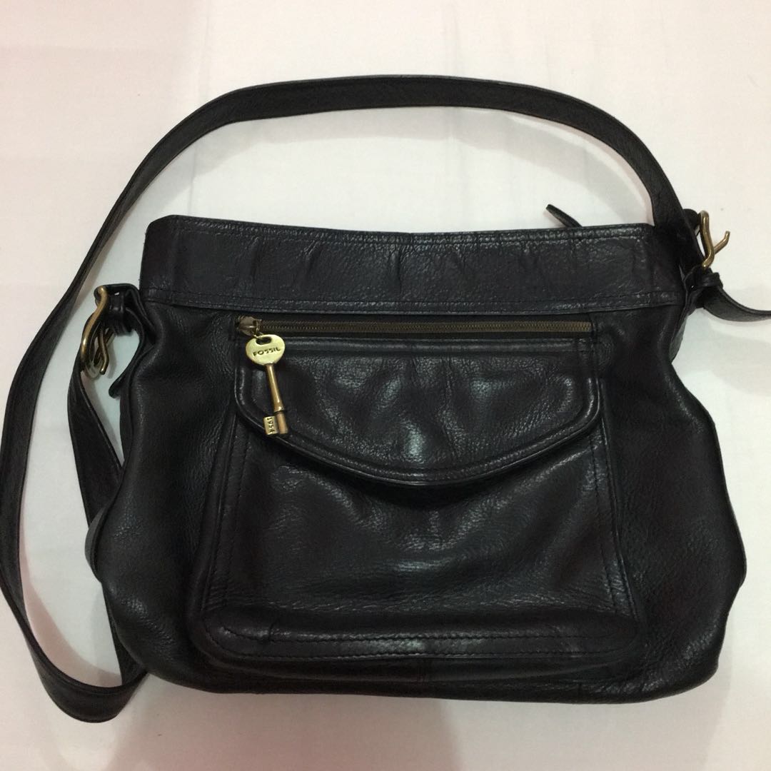 Fossil 1954 The New American Classic Black Bag #75082, Fesyen Wanita, Tas & Dompet di Carousell