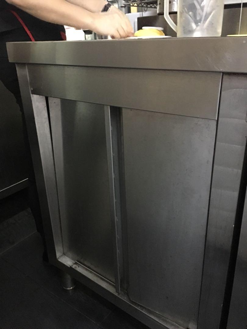 Ice counter/ Ice Storage, Furniture & Home Living, Kitchenware ...