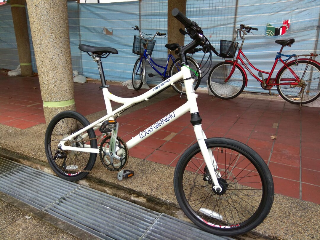 Mini Velo(White), Sports Equipment, Bicycles & Parts, Bicycles on Carousell