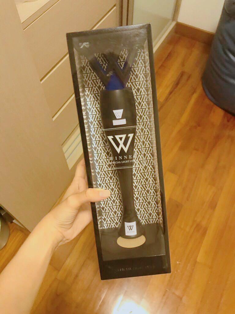 Selling Winner Official Lightstick (2x), Hobbies & Toys, Memorabilia ...