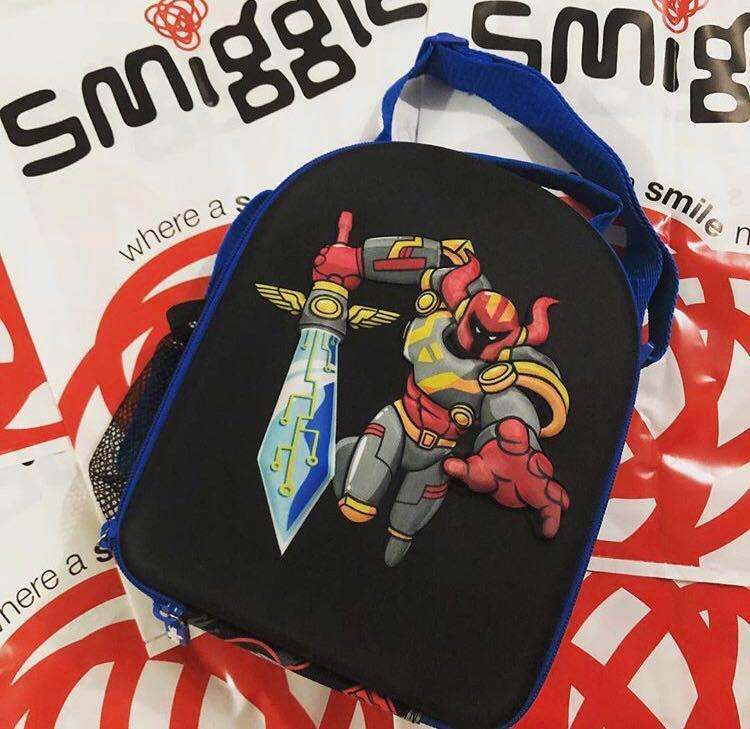 Smiggle Stylin' Hardtop Lunchbox, Babies & Kids, Nursing & Feeding ...