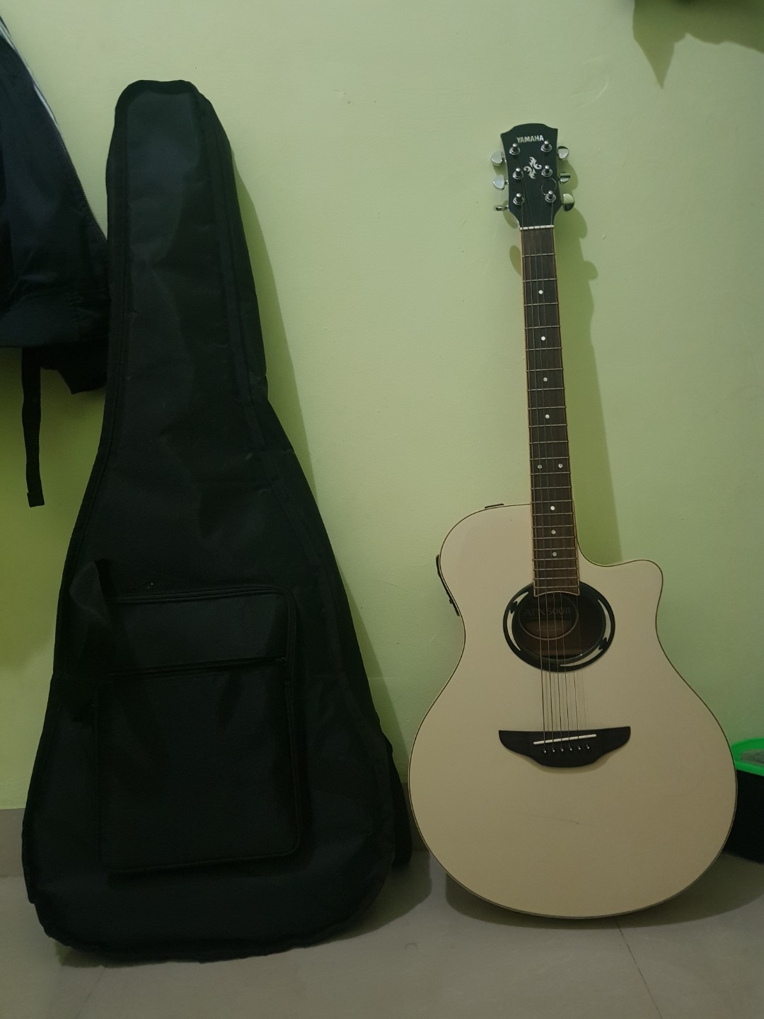 Yamaha APX500II Original Akustik, Musik & Media, Alat di Carousell
