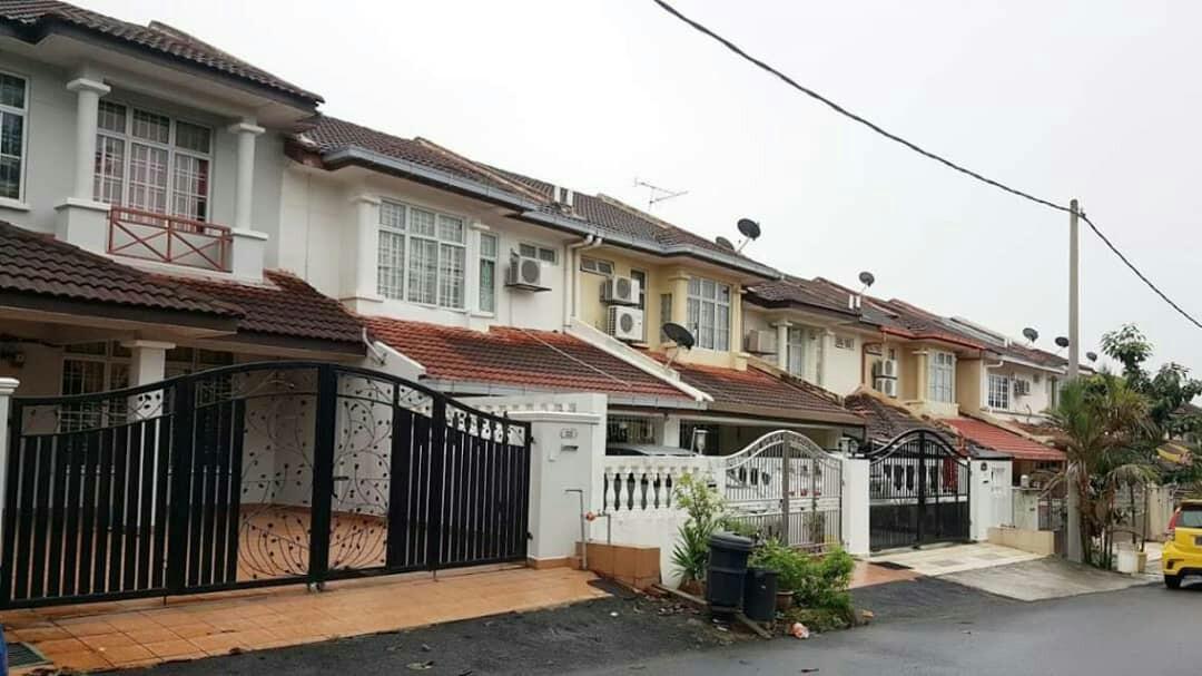 2 Storey Seksyen 3, Bandar Mahkota Cheras, Property, For Sale on Carousell