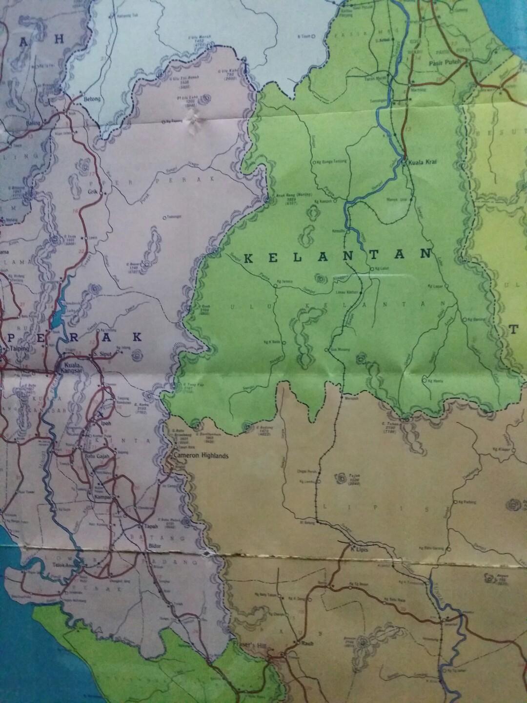 Frame Peta Malaya Mobilgas, Furniture & Home Living, Home Decor, Frames ...